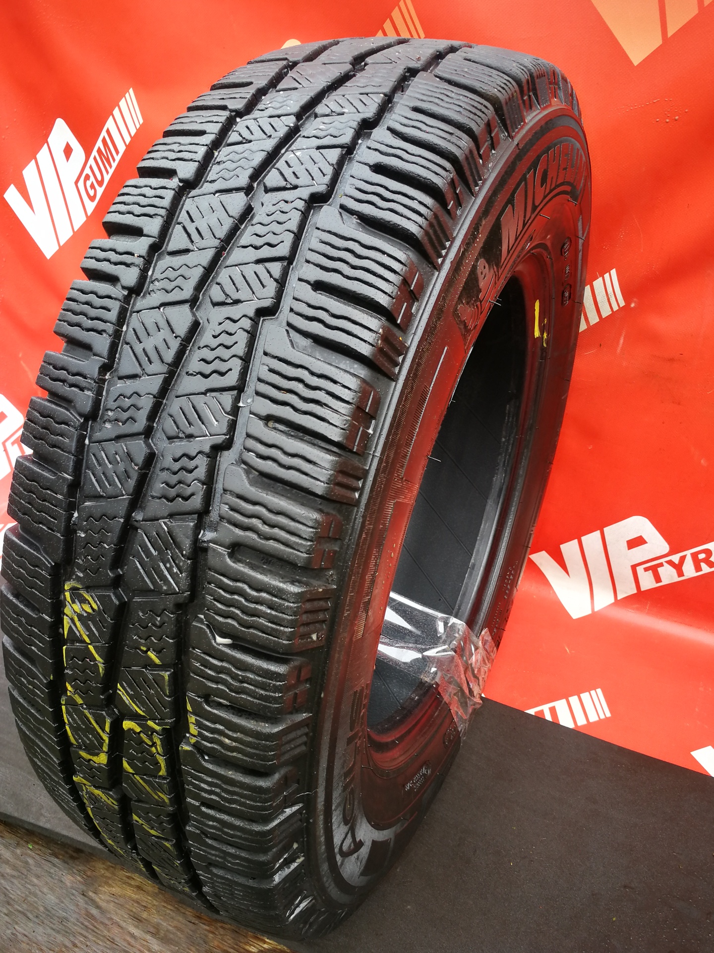 215/70R15C Michelin Agilis Alpin 109/107R 1db-os! DOT4022 - Nonstop gumiszerviz Budán, Vipgumi Kft.
